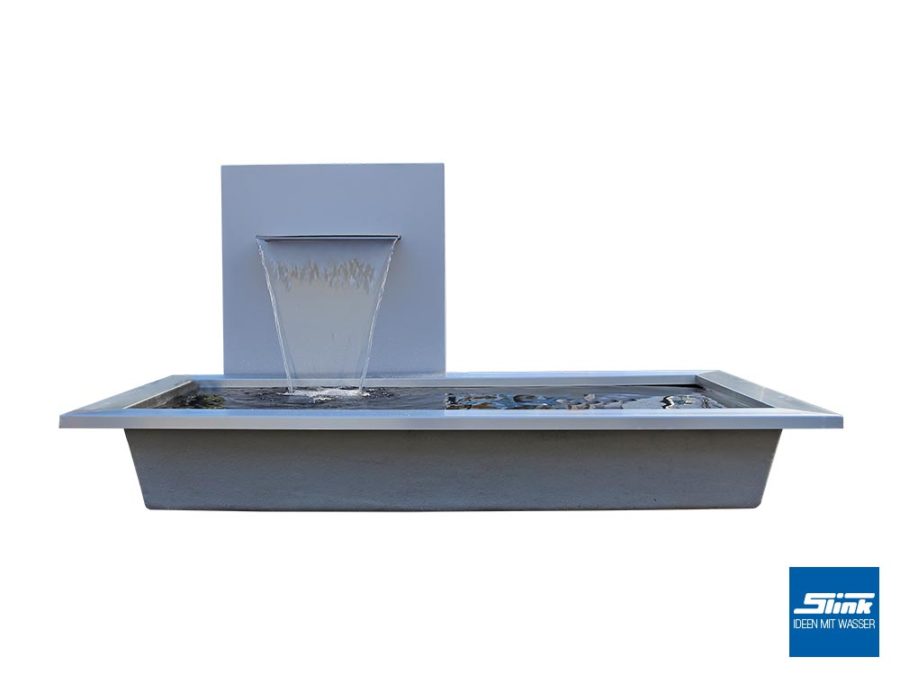Formales Wasserbecken mit Wasserfall-Stele Ella Victoria ...