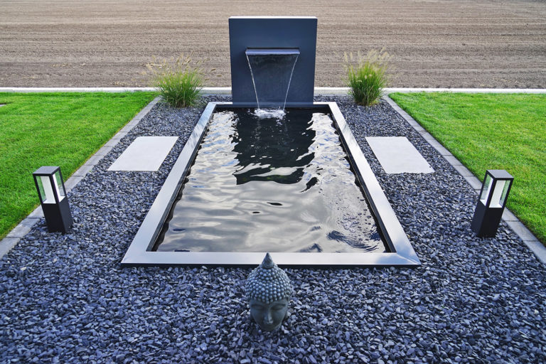 Schone Wasserbecken Mit Wasserfall Fotos